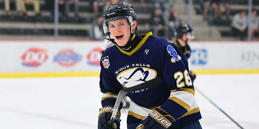 Jakub Lewandowski Makes NCAA Commitment – Polish Puck